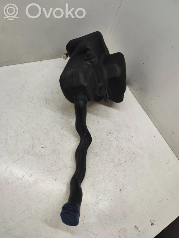 A2468690220 Infiniti Q30 Réservoir de liquide lave-glace, 50,00 € | OVOKO