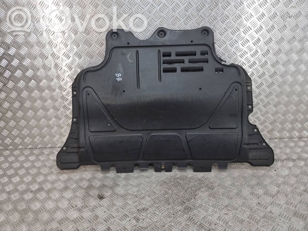 Volkswagen PASSAT B8 Engine splash shield/under tray, €25.00 | RRR