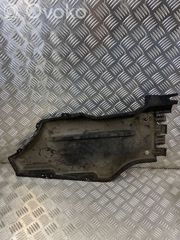 8R0825215C Audi Q5 SQ5 Moottorin alustan välipohjan roiskesuoja, 35,00 ...