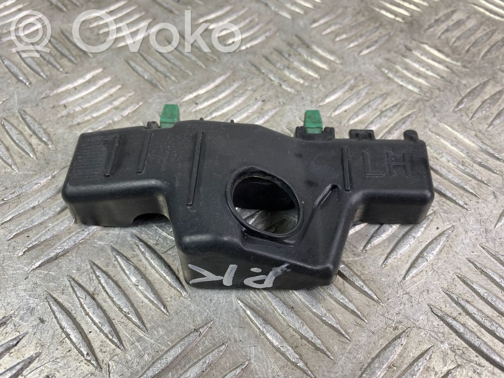 86513C6000 KIA Sorento Fender mounting bracket, €24.00 | RRR