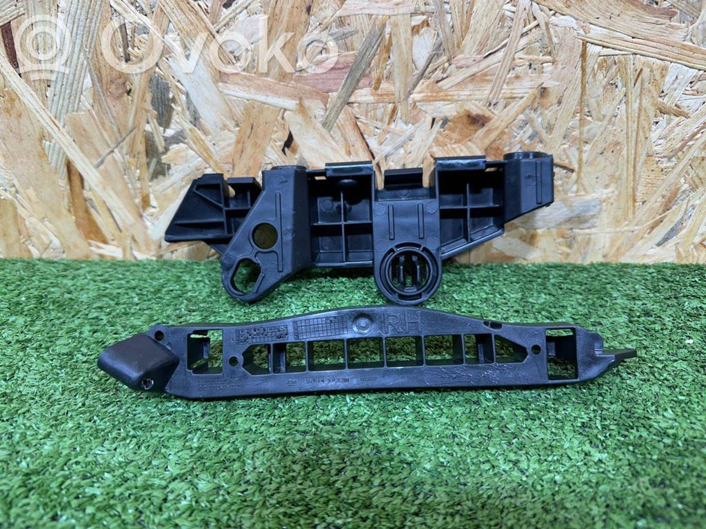 39059837 Opel Corsa E Front bumper mounting bracket, €27.06 | RRR