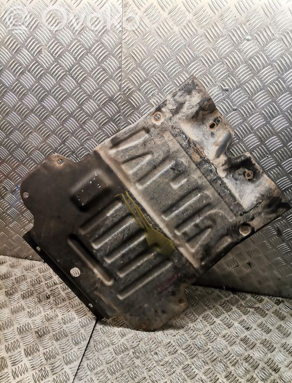 Land Rover Discovery 3 - LR3 Engine splash shield/under tray, €50.00 | RRR