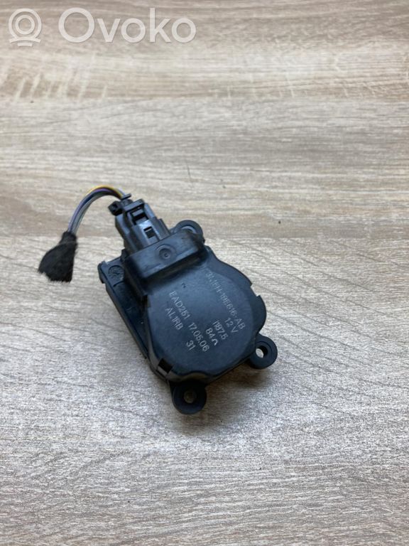 3M5H19E616AB Ford Mondeo MK IV Air flap motor/actuator, €21.24 | RRR