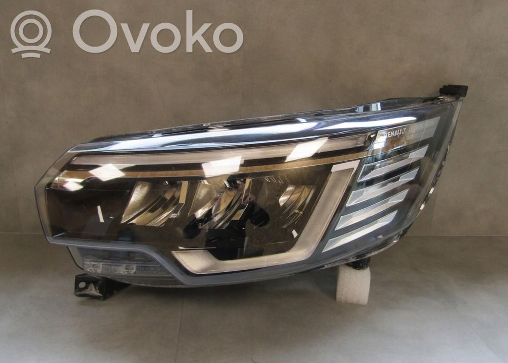 260601790R Renault Trafic III (X82) Headlights/headlamps set, €465.88 | RRR