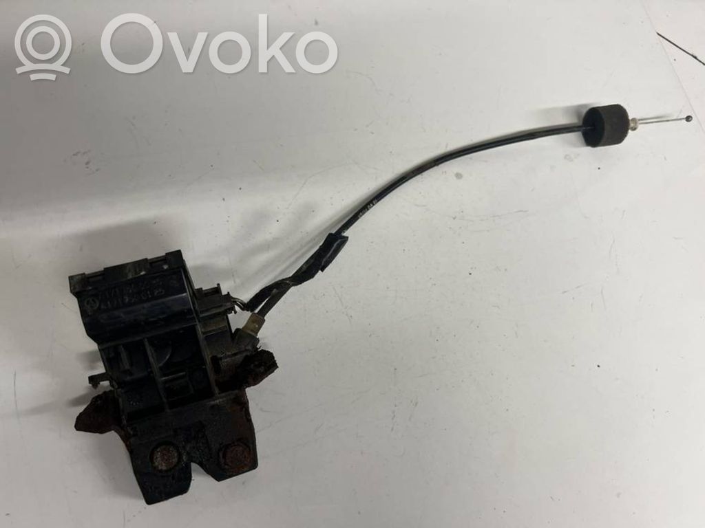 A1717500085 Mercedes-Benz C W203 Serrure de loquet coffre, 35,00 € | OVOKO