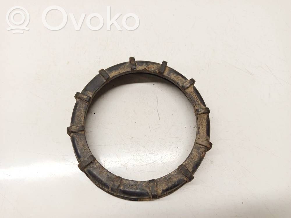 321201375a Volkswagen PASSAT B5 In tank fuel pump screw locking ring ...