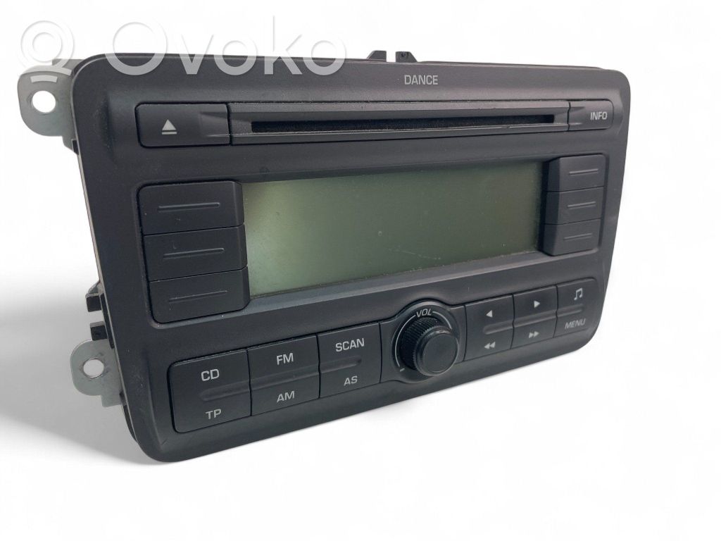 5J0035161A Skoda Octavia Mk2 (1Z) Radio/CD/DVD/GPS head unit, €23.00 | RRR