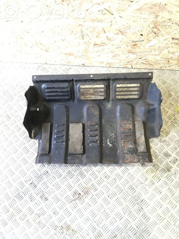 Mitsubishi L200 Engine splash shield/under tray, €65.00 | RRR