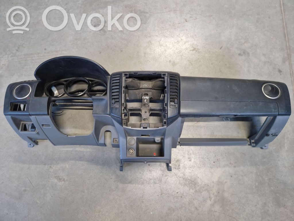 Ford Ranger Dashboard, €90.00 | RRR