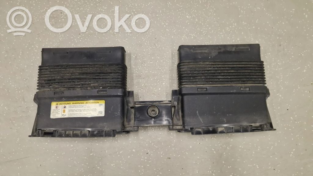 4M0807081 Audi Q7 4M Air intake duct part, €100.00 | RRR