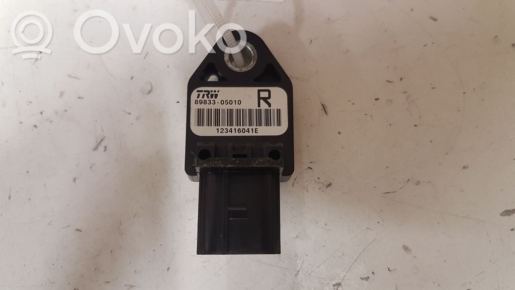 8983305010 Toyota Avensis T250 Capteur de collision / impact de déploiement d'airbag, 15,00 ...