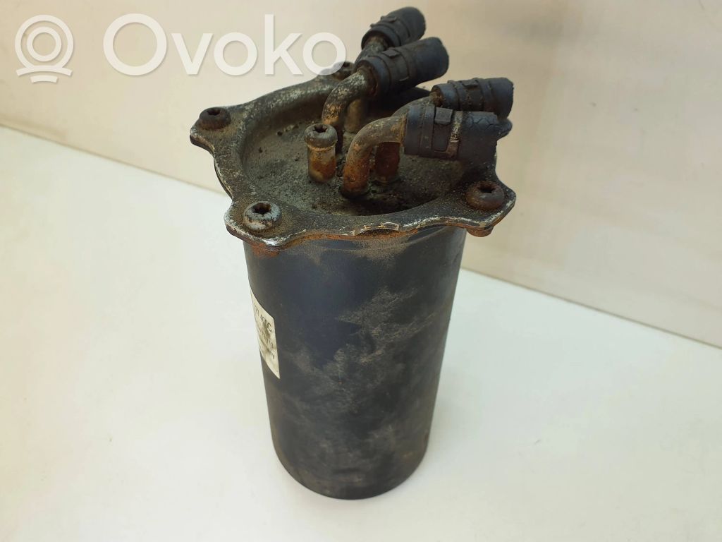1K0127400K Volkswagen Jetta V Fuel filter housing, €20.00 | RRR