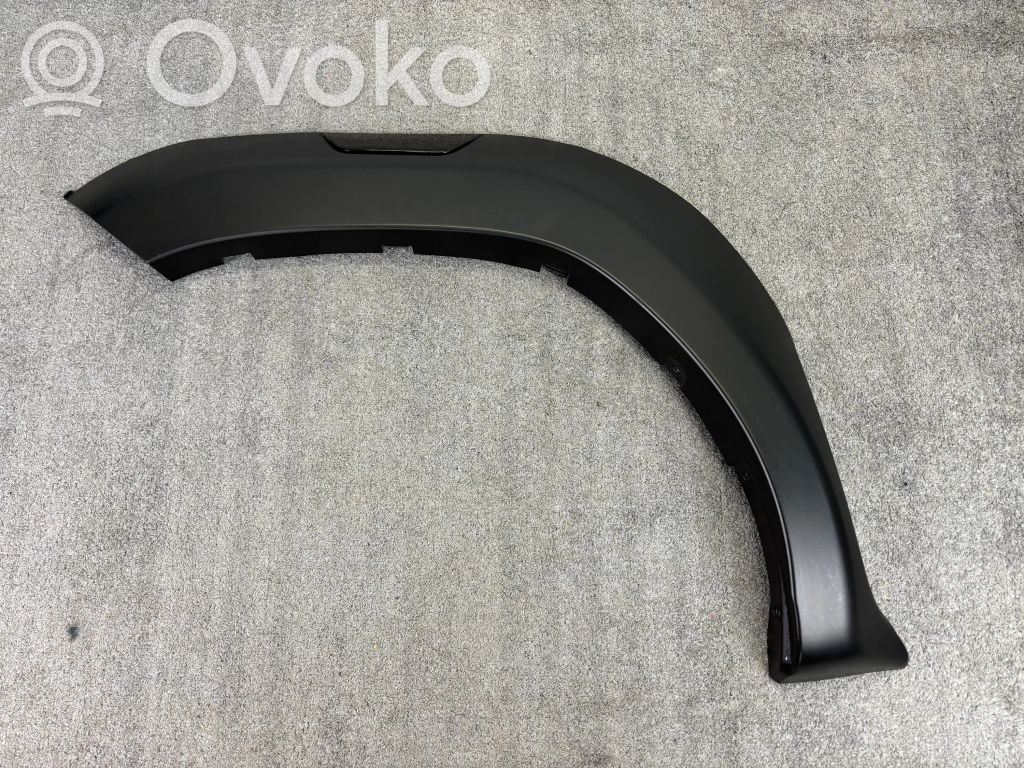 PC403-0K017 Toyota Hilux VIII Fender trim (molding), €89.41 | RRR