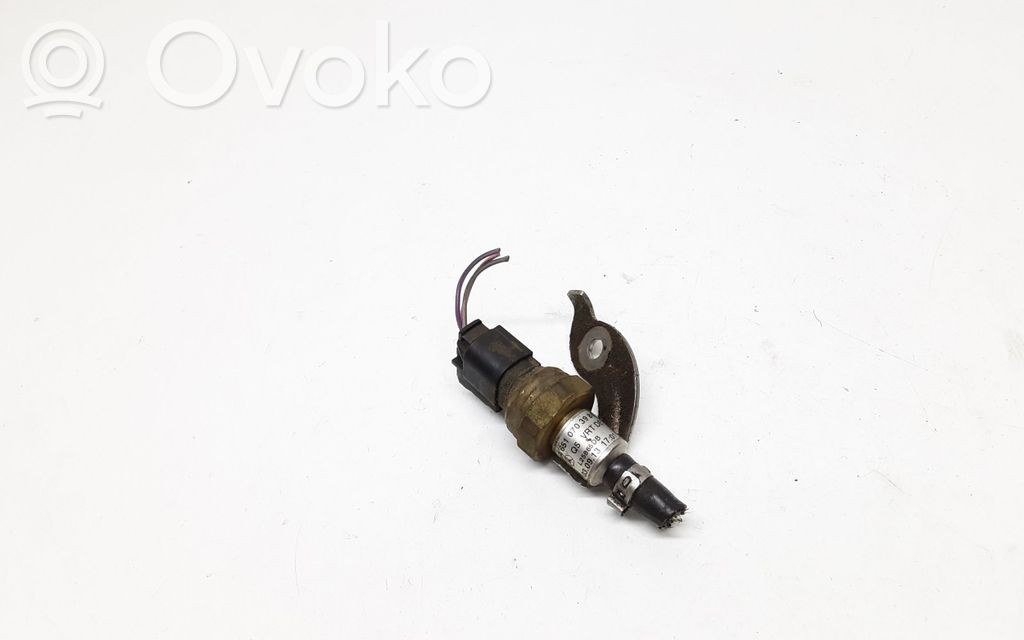 A6510703981 Mercedes-Benz C W204 Capteur de pression de carburant, 10 ...