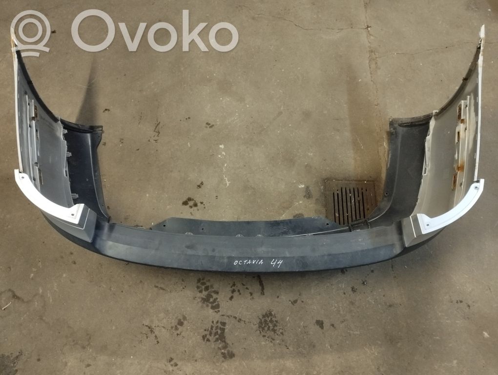 1Z9807421 Skoda Octavia Mk2 (1Z) Galinis bamperis, 50,00 € | RRR