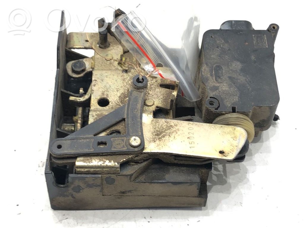 Mercedes-Benz Vito Viano W639 Tailgate exterior lock, €77.65 | RRR