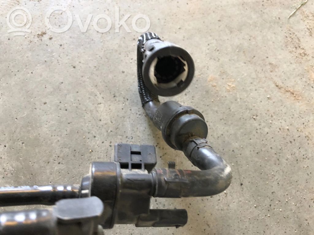 06E133781K Audi Q7 4L Autres pièces compartiment moteur, 20,00 € | OVOKO