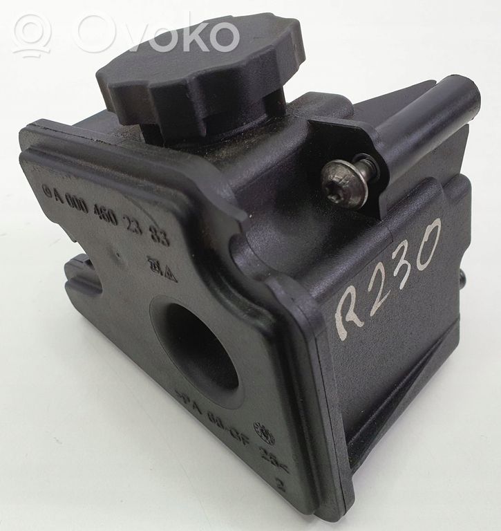 A0004602383 Mercedes-Benz SL R230 Power steering fluid tank/reservoir ...