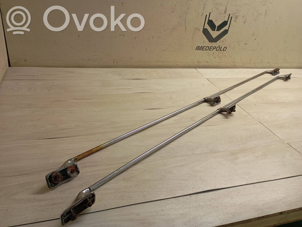 1238420714 Nissan Patrol Y60 Barres de toit, 250,00 € | OVOKO