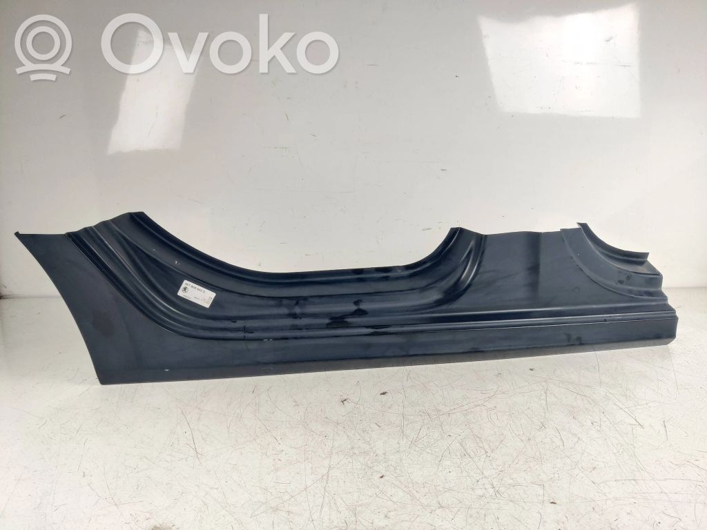 5E7809602D Skoda Octavia Mk4 Rear sill (body part), €250.00 | RRR