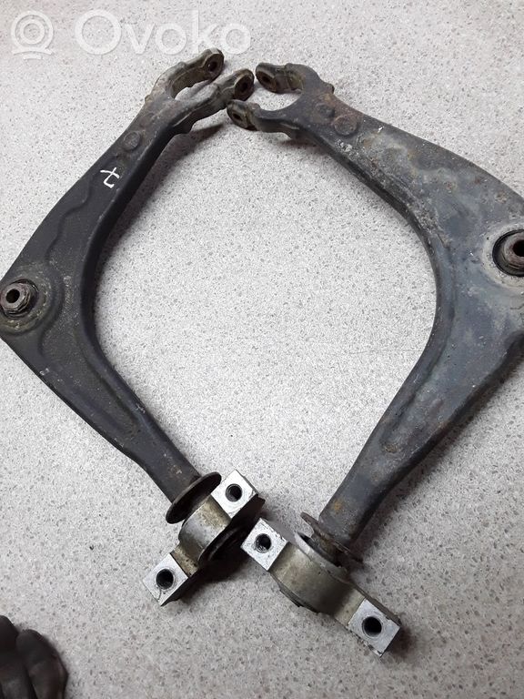 Peugeot 407 Fourchette, bras de suspension inférieur avant, 15,00 € | OVOKO
