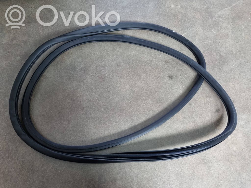 68291607 Ram 1500 Rubber seal front coupe door, €23.20 | RRR