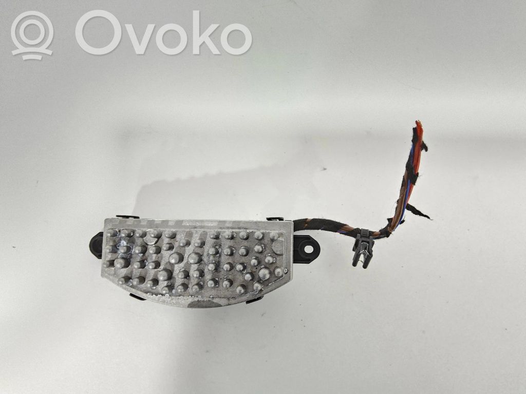 5WA907521 Skoda Kamiq Pečiuko ventiliatoriaus reostatas (reustatas), 3 ...