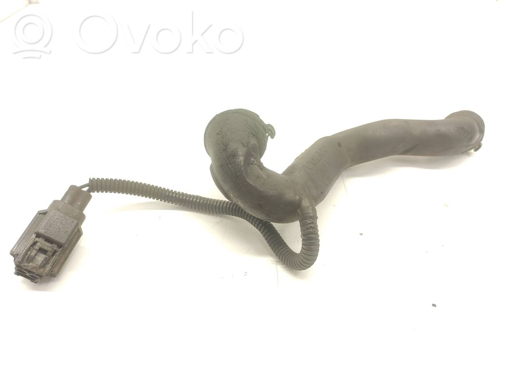 30788009 Volvo S80 Reniflard / tuyau reniflard d'huile, 10,00 € | OVOKO