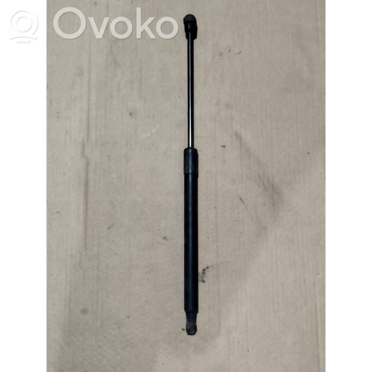 3C9827550A Volkswagen PASSAT B6 Tailgate/trunk strut/damper, €20.00 | RRR
