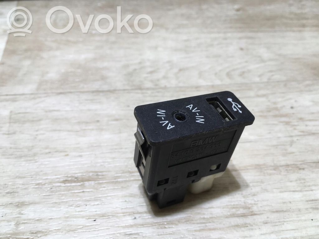 9264966 Mini One - Cooper Coupe R56 Câble adaptateur AUX, 6,02 € | OVOKO