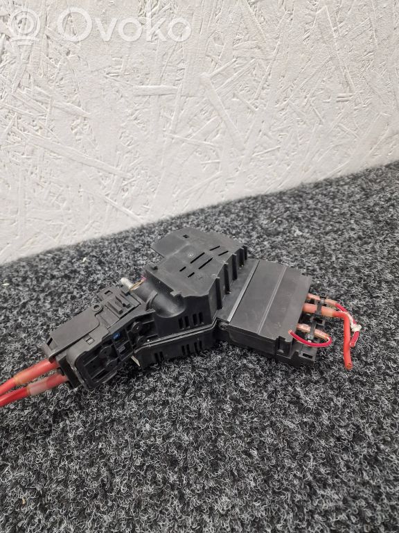 1665405202 Mercedes-Benz GLE (W166 - C292) Boîte à fusibles relais, 10 ...