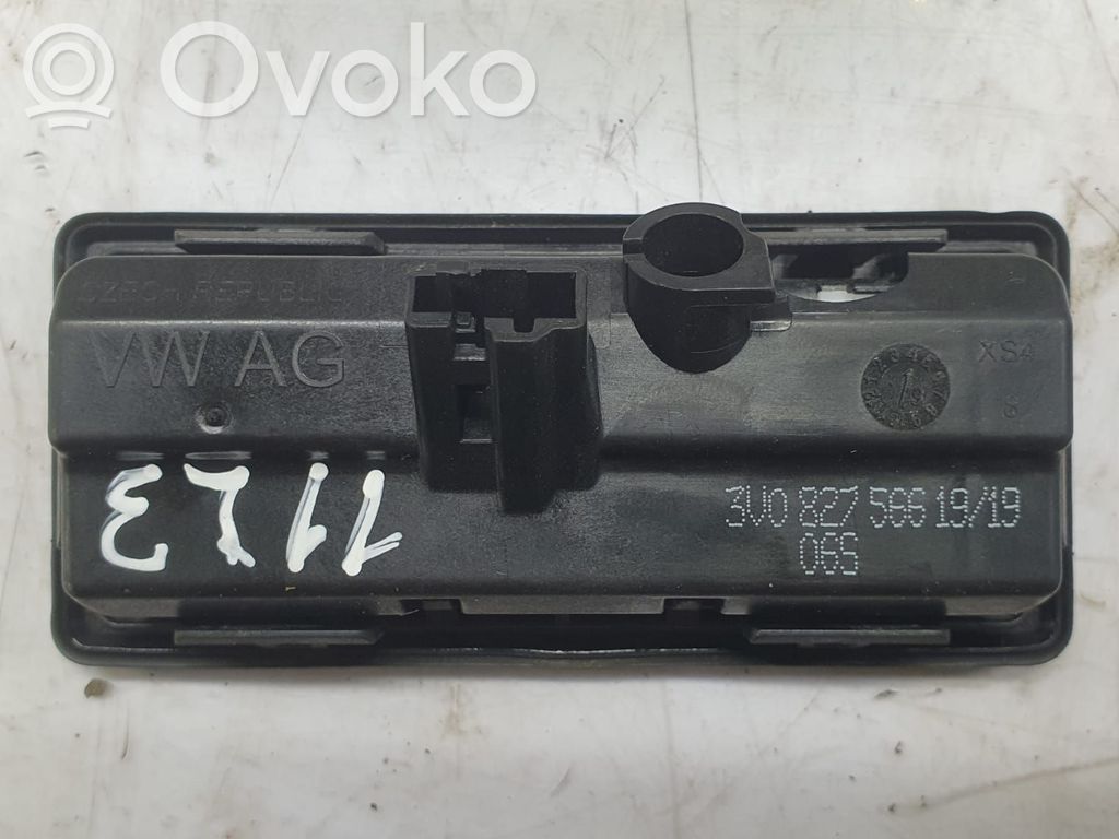 3v0827566 Skoda Octavia Mk3 (5E) Tailgate/trunk/boot open switch, €30. ...