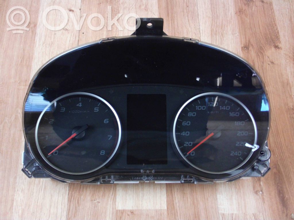 8100C783 Mitsubishi Eclipse Cross Speedometer (instrument cluster), € ...