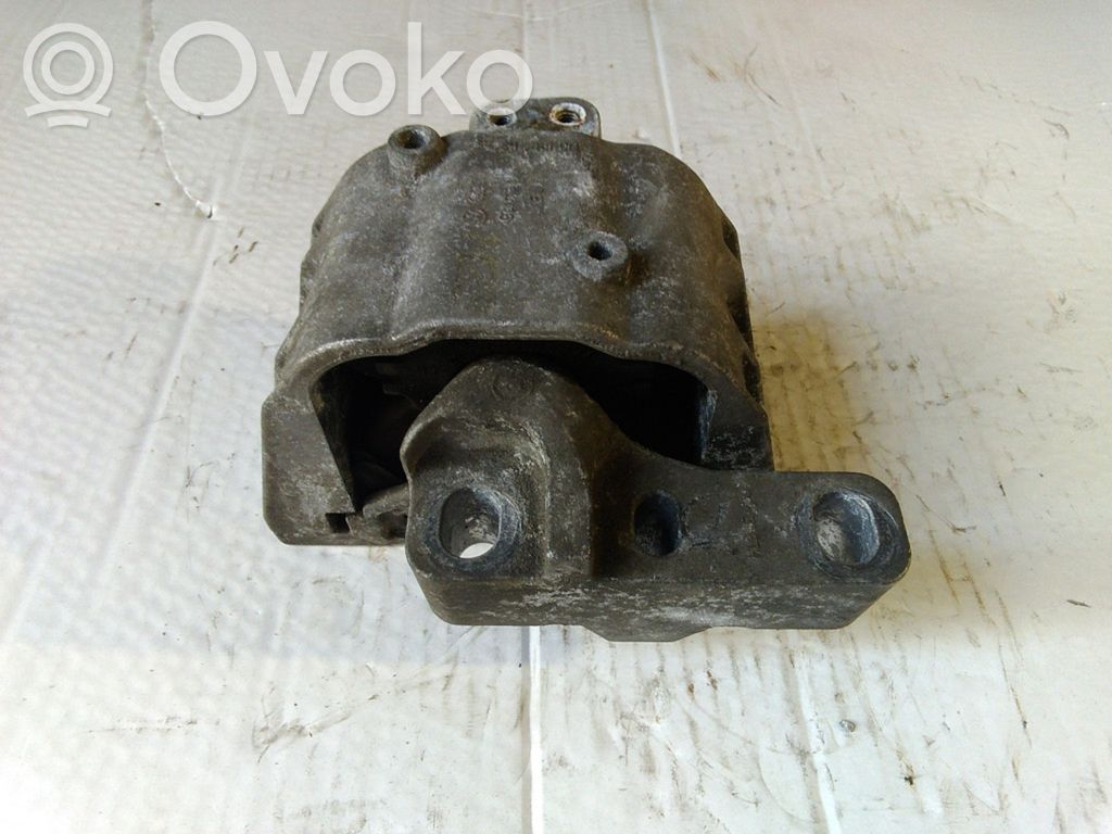 1J0199262 Audi A3 S3 8P Engine mount bracket, €10.00 | RRR