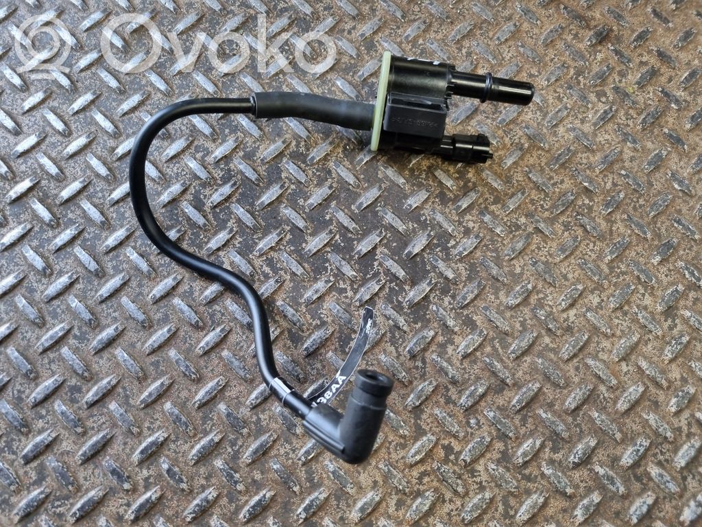 04627694AB Dodge Challenger Breather valve, €6.00 | RRR