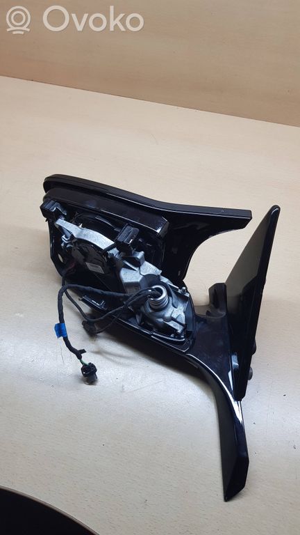 7443932 BMW 5 G30 G31 G38 Front door electric wing mirror, €55.00 | RRR
