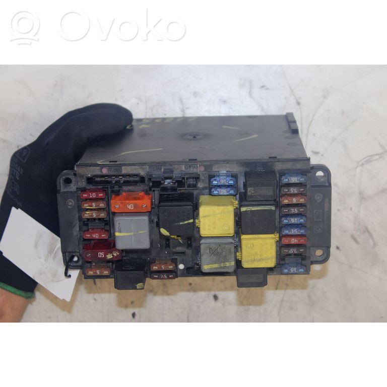 5DK008485-00 Mercedes-Benz CLK AMG A209 C209 Module de fusibles, 149,50 ...