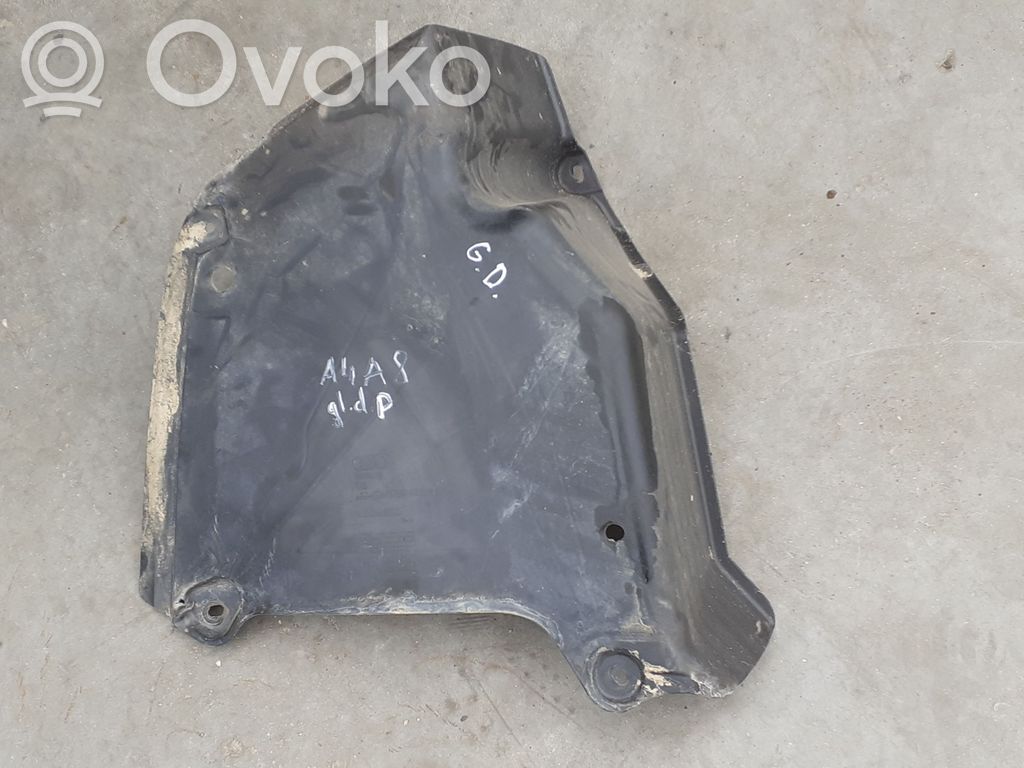 8K0825219A Audi A4 S4 B8 8K Couvre-soubassement arrière, 7,00 € | OVOKO