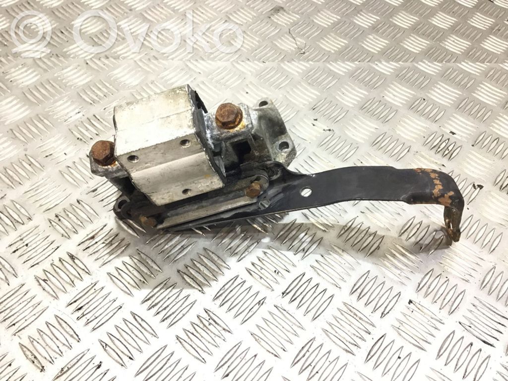 A1402421340 Mercedes-Benz C W204 Gearbox mount, €15.00 | RRR