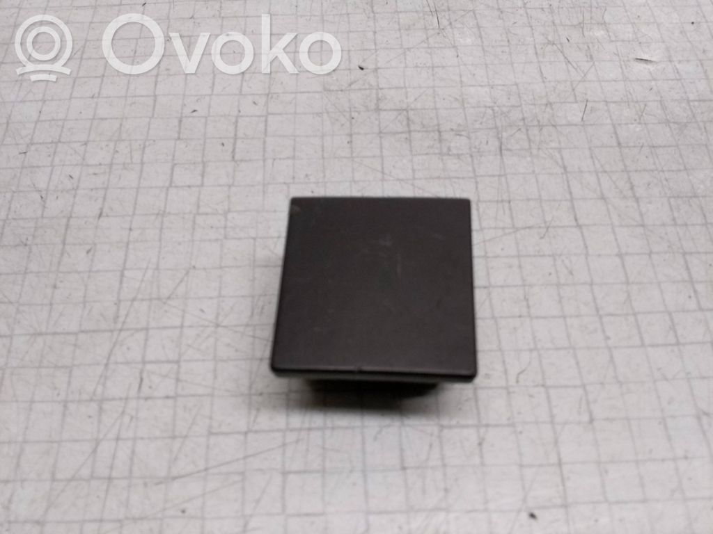 7H0959623 Volkswagen Transporter - Caravelle T5 Panel trim, €9.00 | RRR