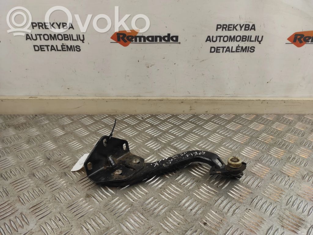 A9067600447 Mercedes-Benz Sprinter W906 Guida/cerniera inferiore del ...