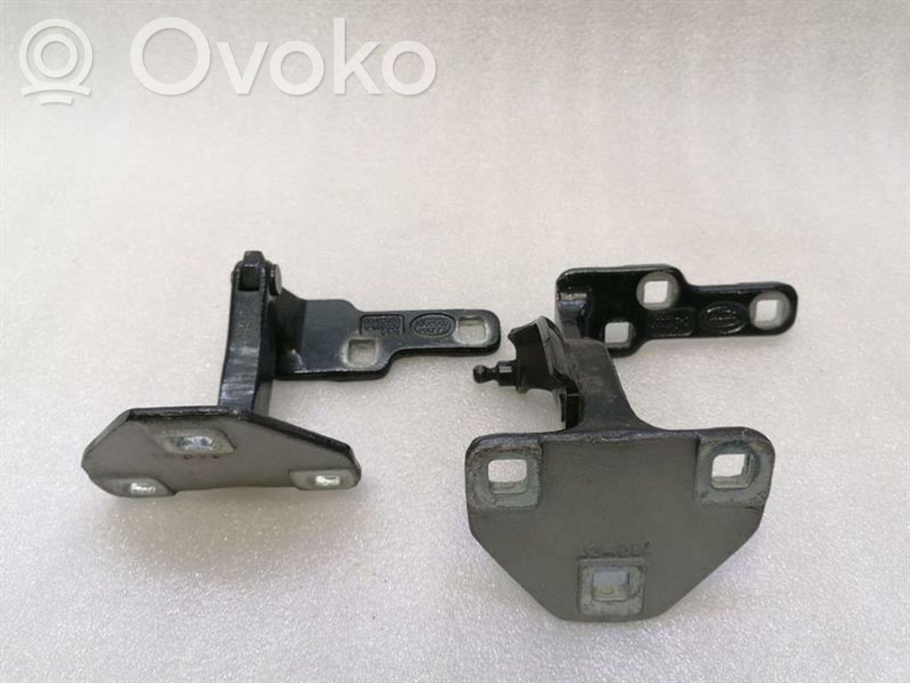 LR036593 Land Rover Range Rover L405 Tailgate hinge, €70.00 | RRR