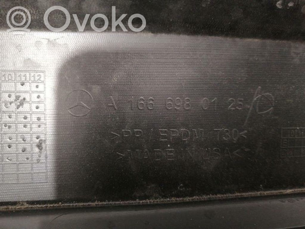 RGM15998 Mercedes-Benz GLE (W166 - C292) Marche-pieds A1666900175 ...