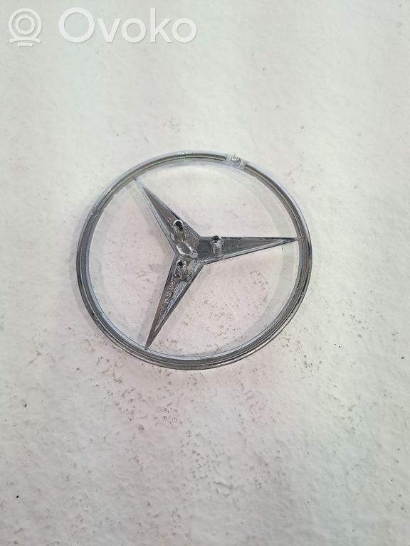 A2047580058 Ferrari 360 Manufacturers badge/model letters, €14.84 | RRR