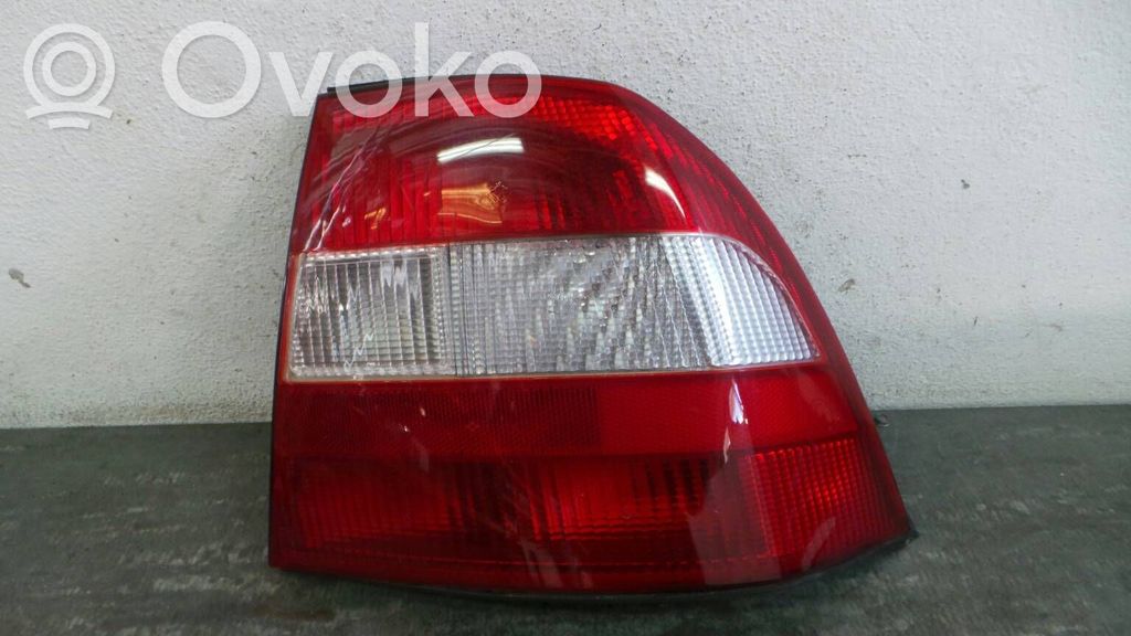 DC1802002 Opel Vectra B Feux arrière / postérieurs, 24,60 € | OVOKO