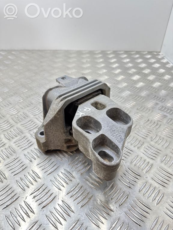 A2462400617 Mercedes-Benz CLA C117 X117 W117 Engine mount bracket, €10. ...