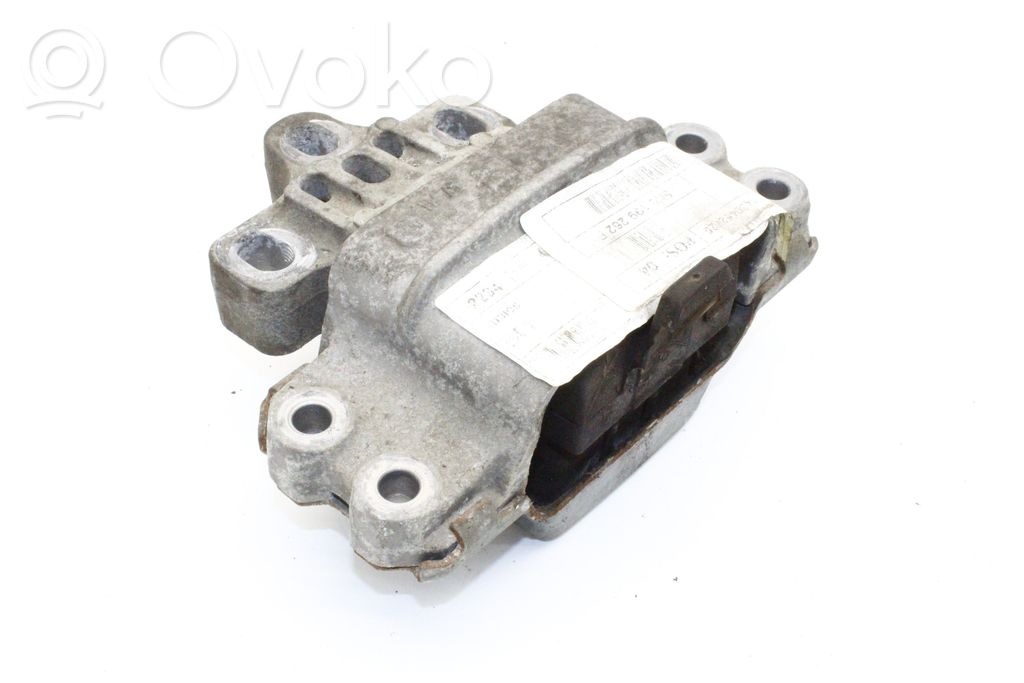 5N0199262F Seat Alhambra (Mk2) Engine mount bracket, €4.95 | RRR