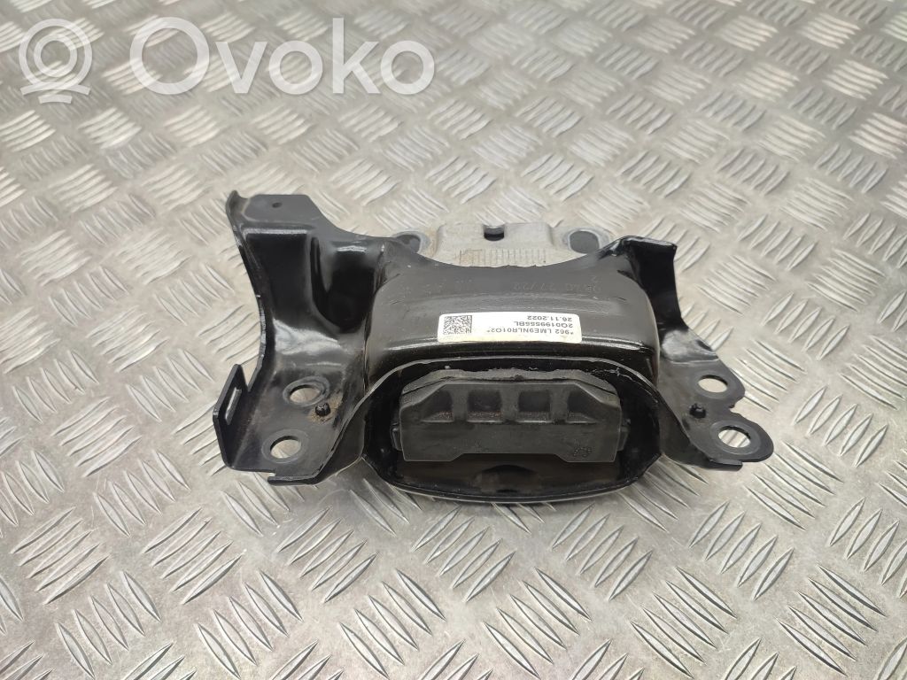 2Q0199555BL Volkswagen Taigo Gearbox mount, €34.65 | RRR