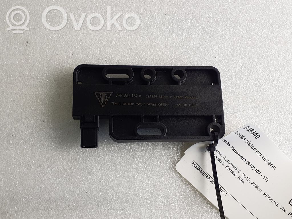 7PP962132A Porsche Panamera (970) Keyless system antenna, €3.00 | RRR