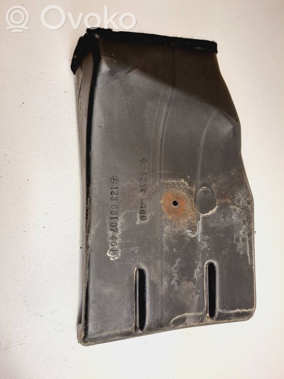 1238310746 Mercedes-Benz W123 Cabin air duct channel, €10.00 | RRR